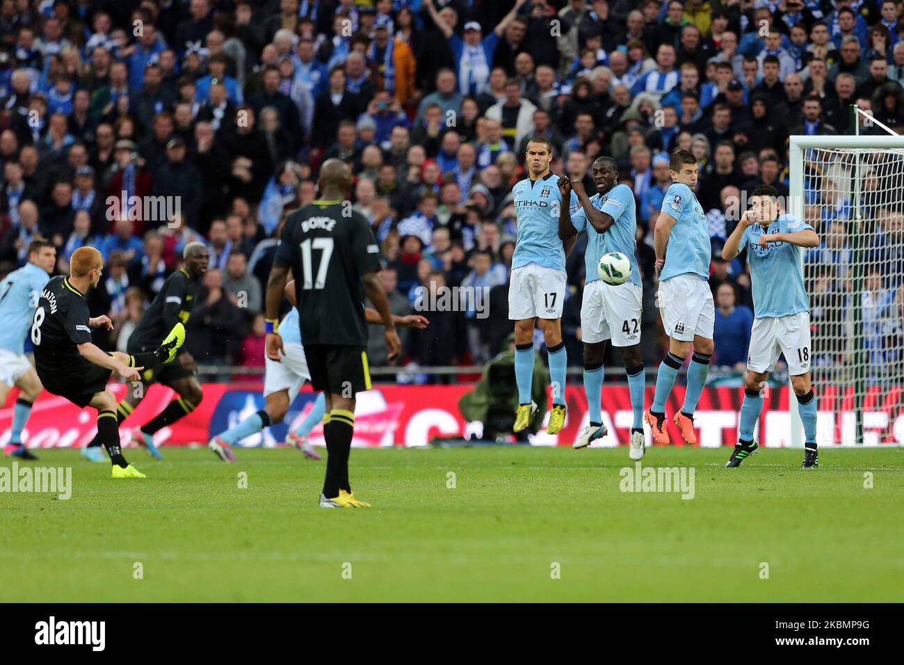 Grass fires london hi-res stock photography and images - Alamy
