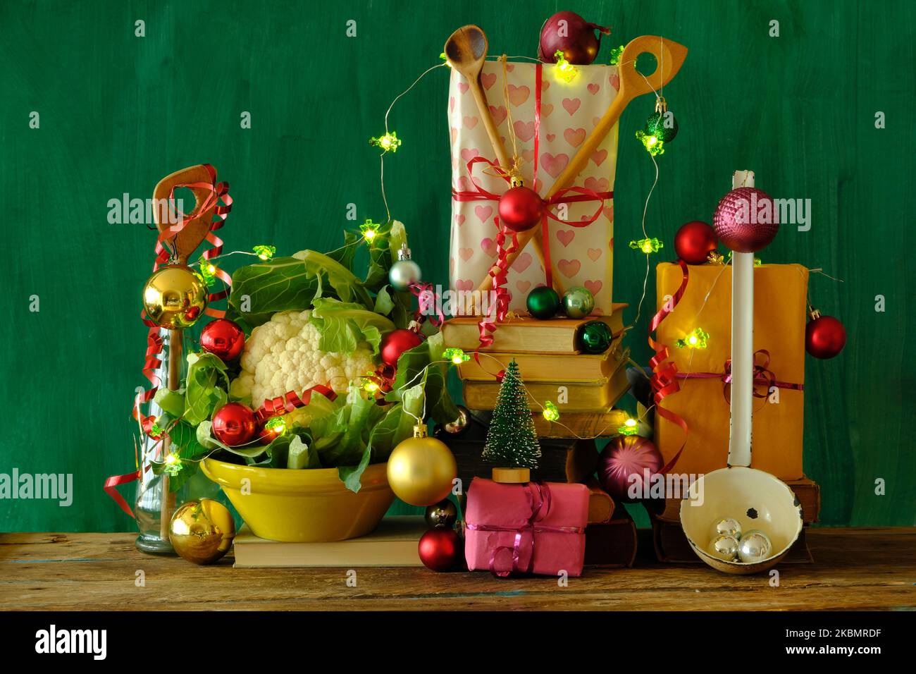Cookbooks as christmas gift hi-res stock photography and images - Alamy