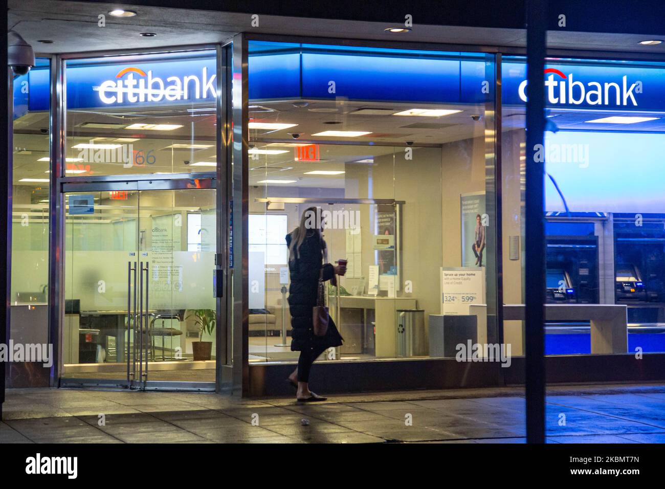 Citibank atm machine hi-res stock photography and images - Alamy