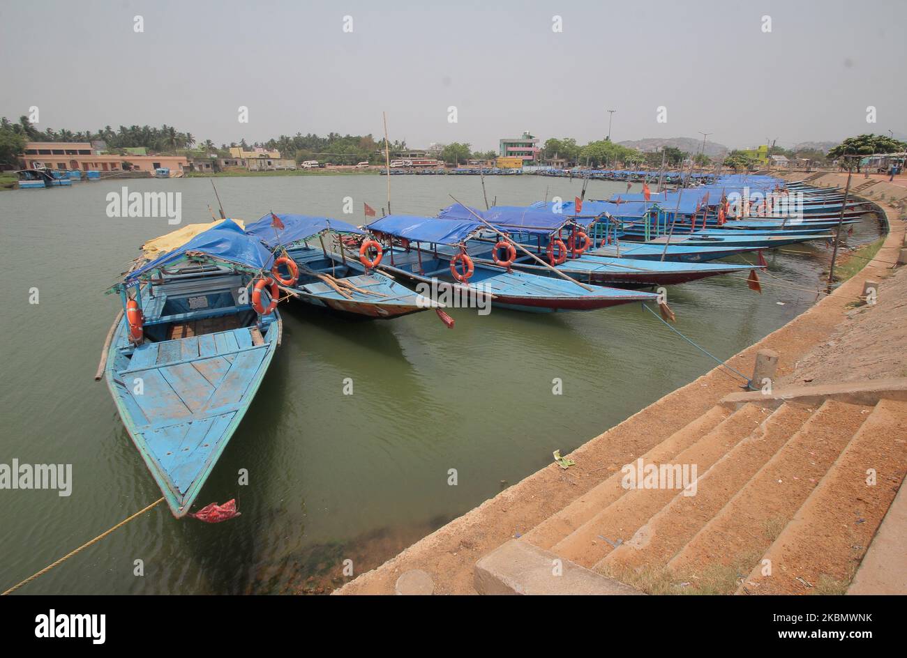 Banks of asias biggest salt water lake chilika lagoon hi-res stock ...