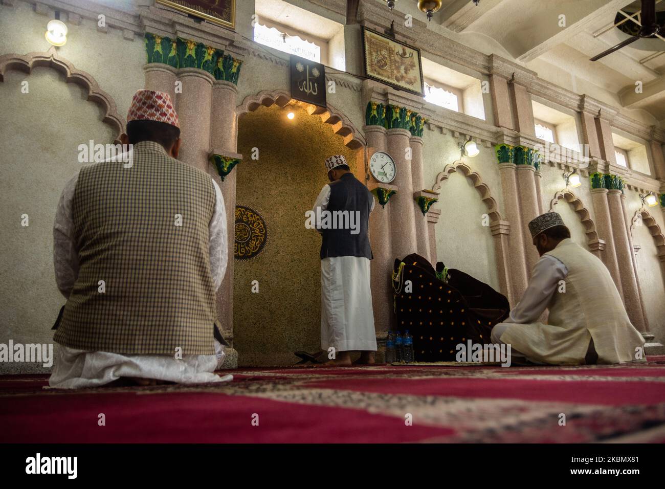 Kathmandu mosque hi-res stock photography and images - Alamy