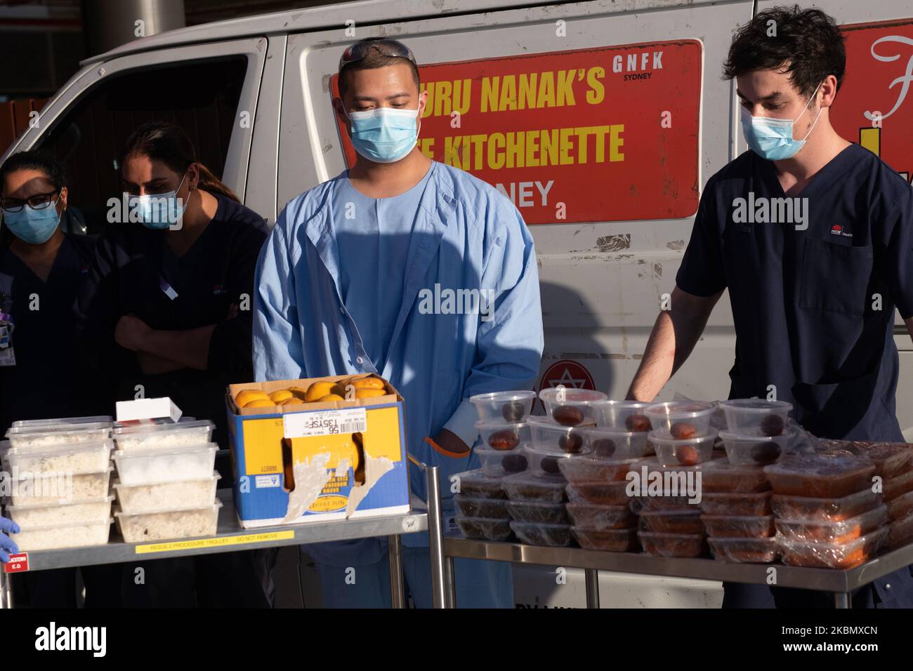 Guru nanak free kitchenette sydney hi-res stock photography and images ...