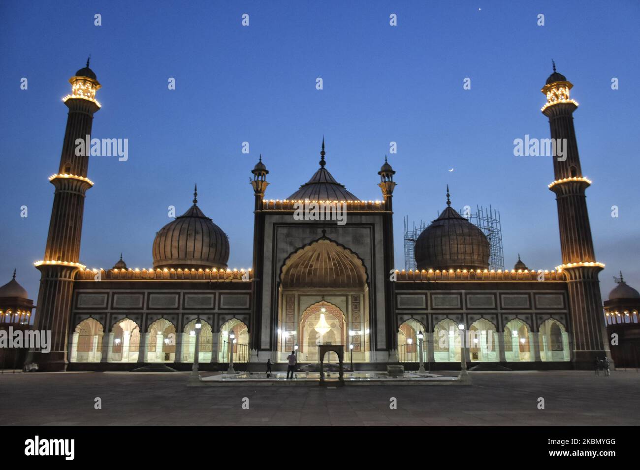 Deserted Grand Mosque of Delhi Jama Masjid on the first day of Ramadan ...