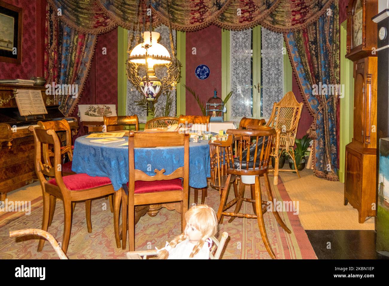 Enkhuizen, Netherlands. October 2022. Vintage interior of a 1920s Dutch ...