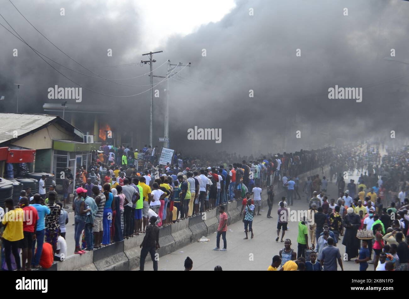 Crowd crowds nigeria people hi-res stock photography and images - Alamy