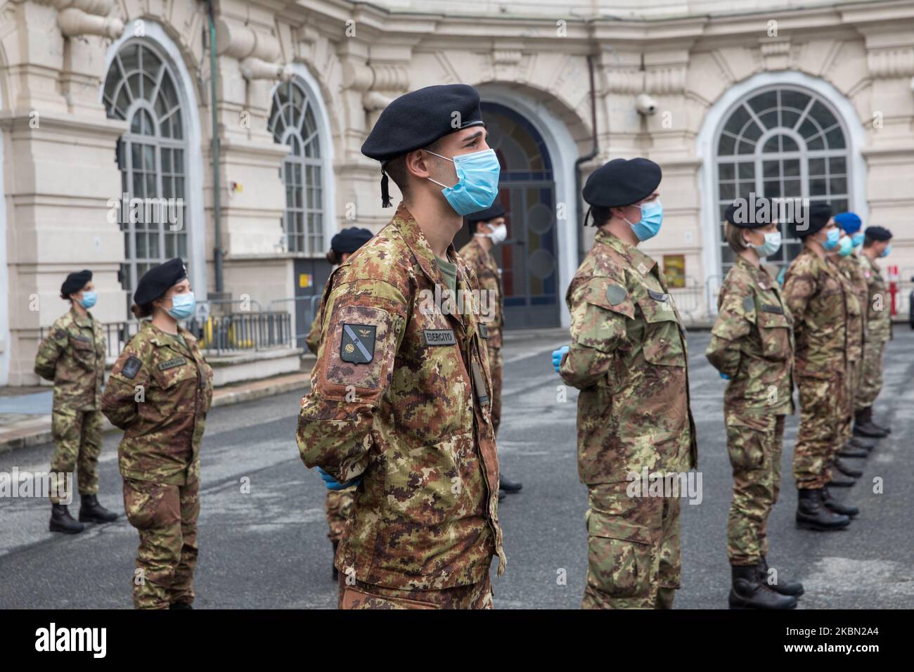 Italian army nurses hi-res stock photography and images - Alamy