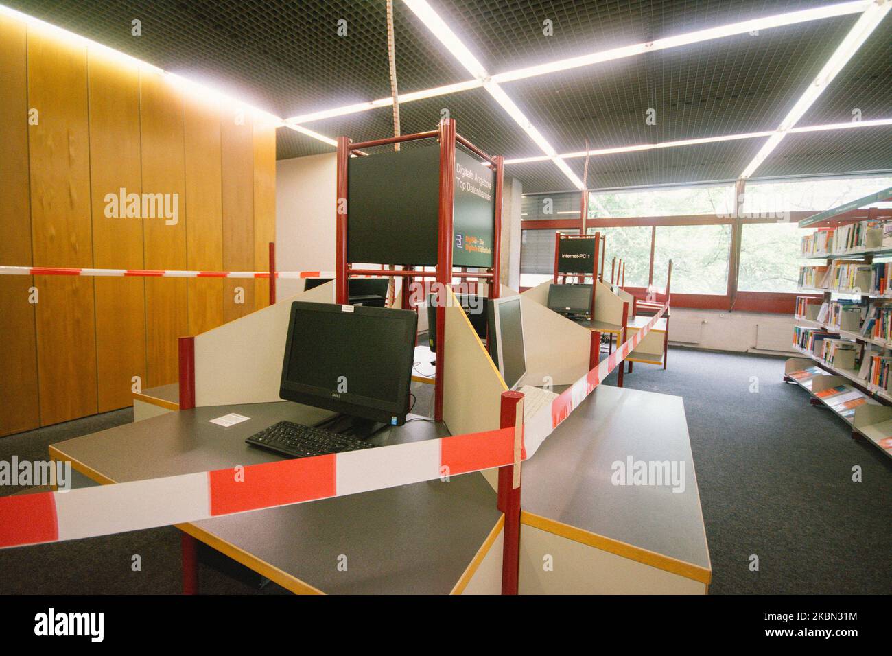 The computer area is closed for visitors in the library in Cologne ...
