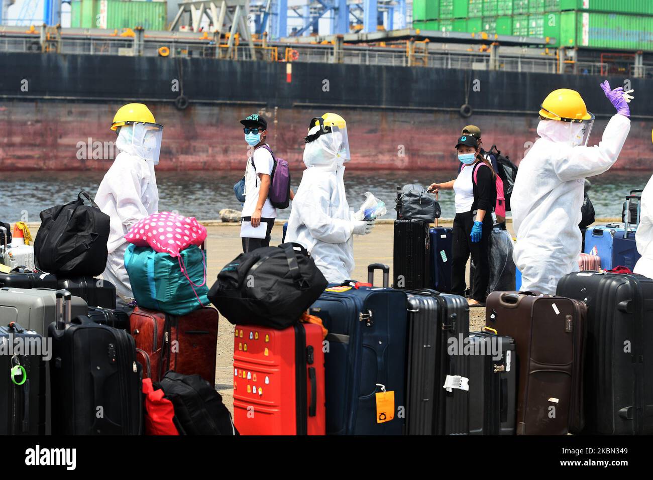 The medical team carrying the results of the medical examination of ...
