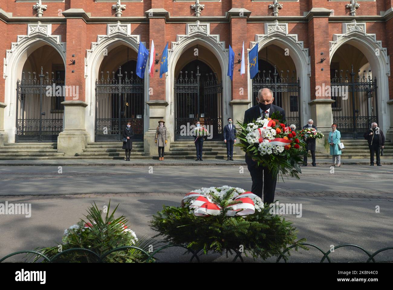 Jan Duda lays a wreath at the 'Liberty Oak' outside the Collegium Novum ...