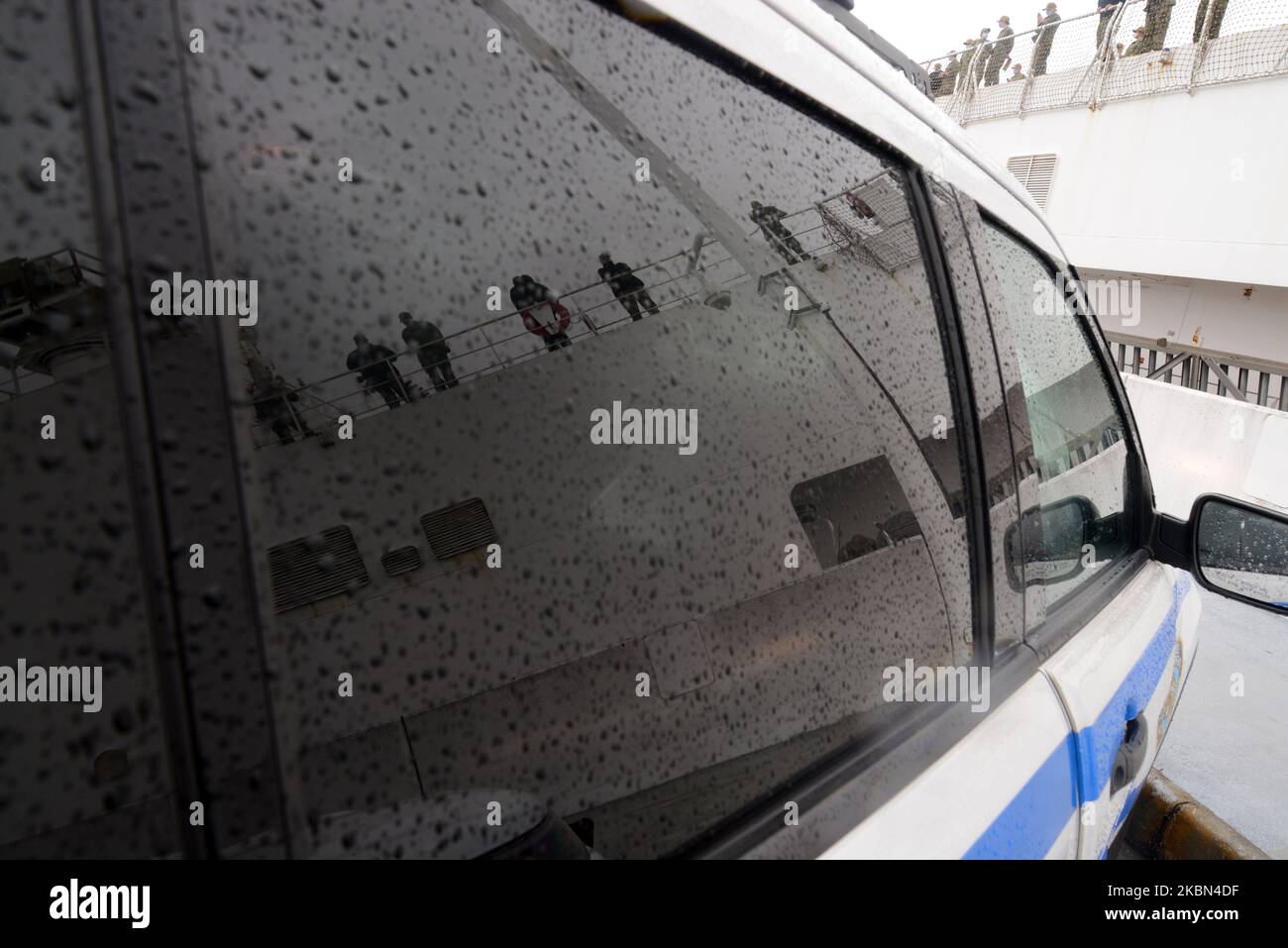 Waiting nypd cruiser hi-res stock photography and images - Alamy