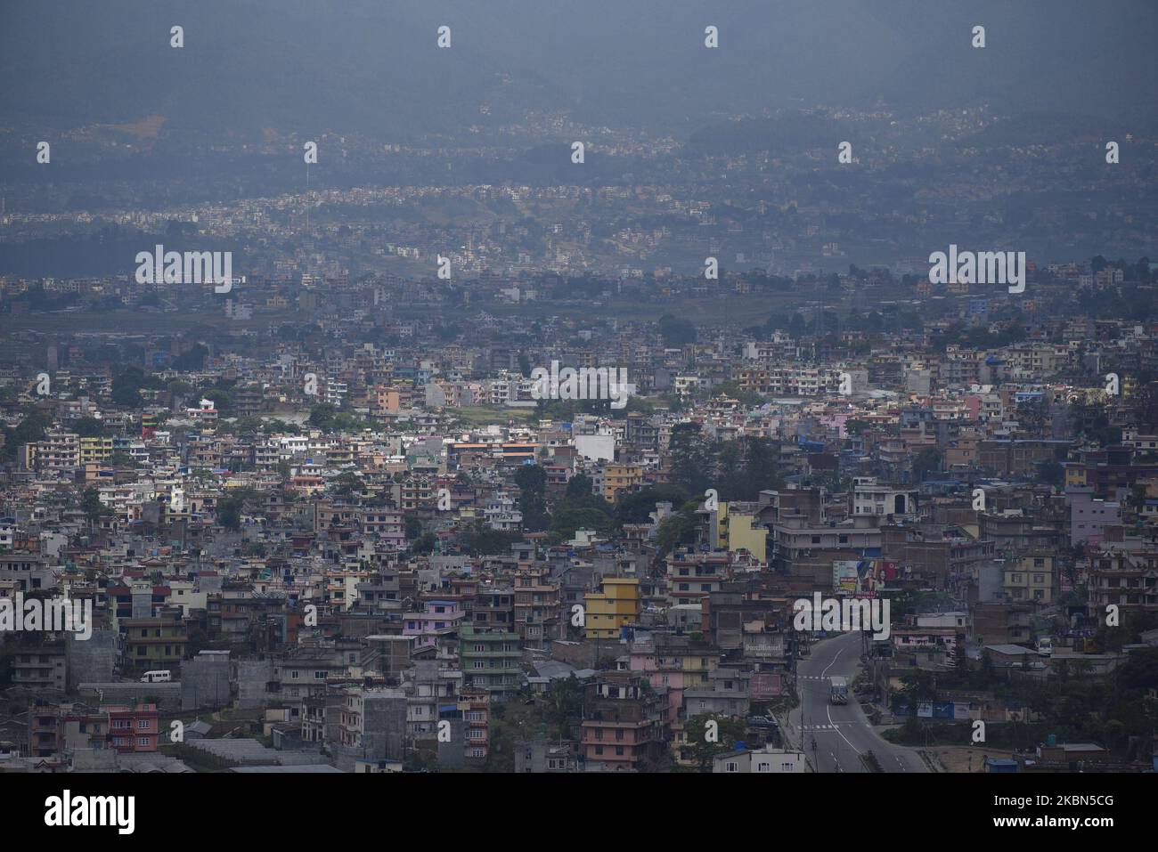 Lockdown clear skies pollution hi-res stock photography and images - Alamy
