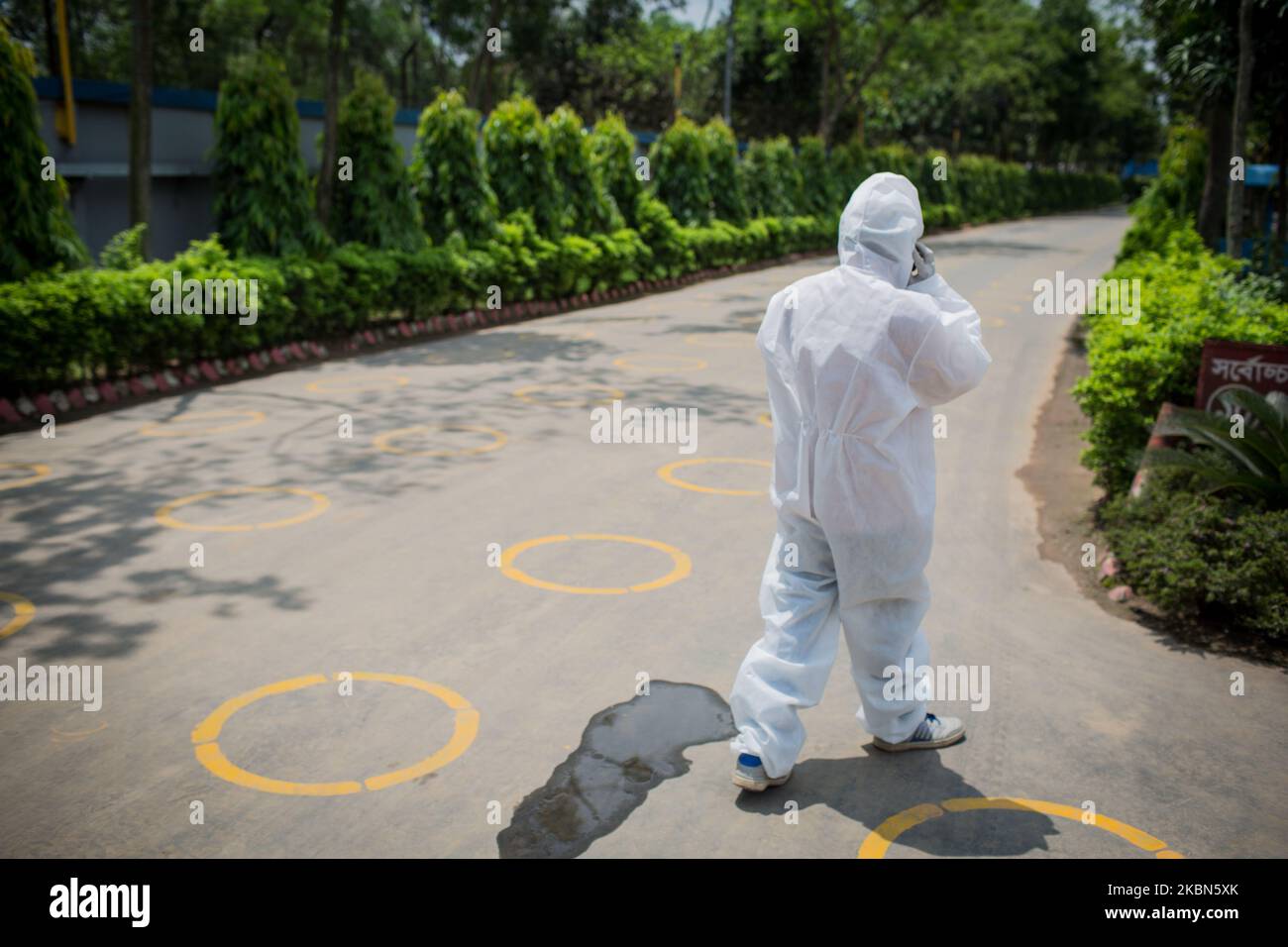 A security in charge talking with his family who live far away from him ...