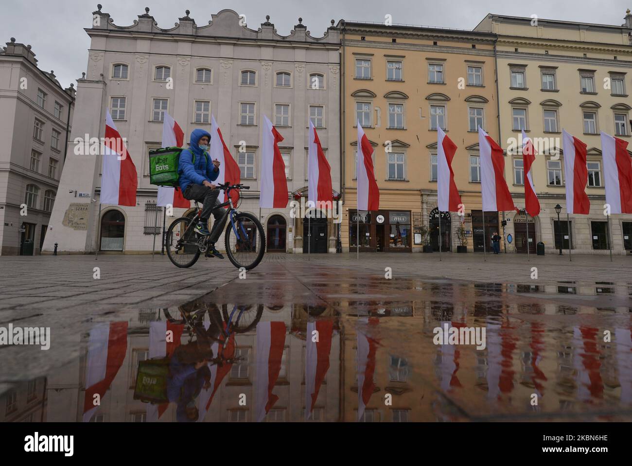 Krakows main market square hi-res stock photography and images - Alamy