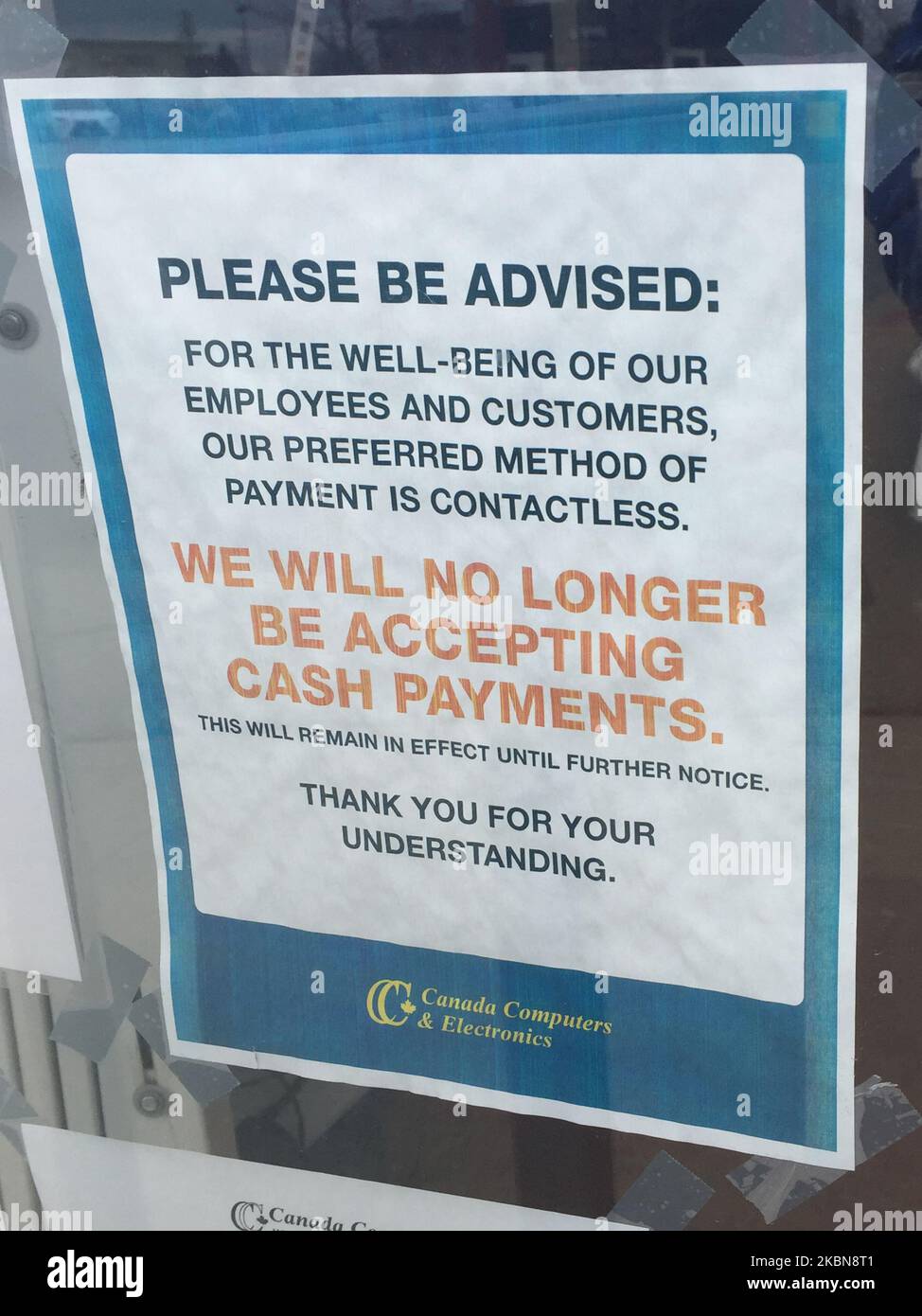 Curbside pick up sign hi-res stock photography and images - Alamy