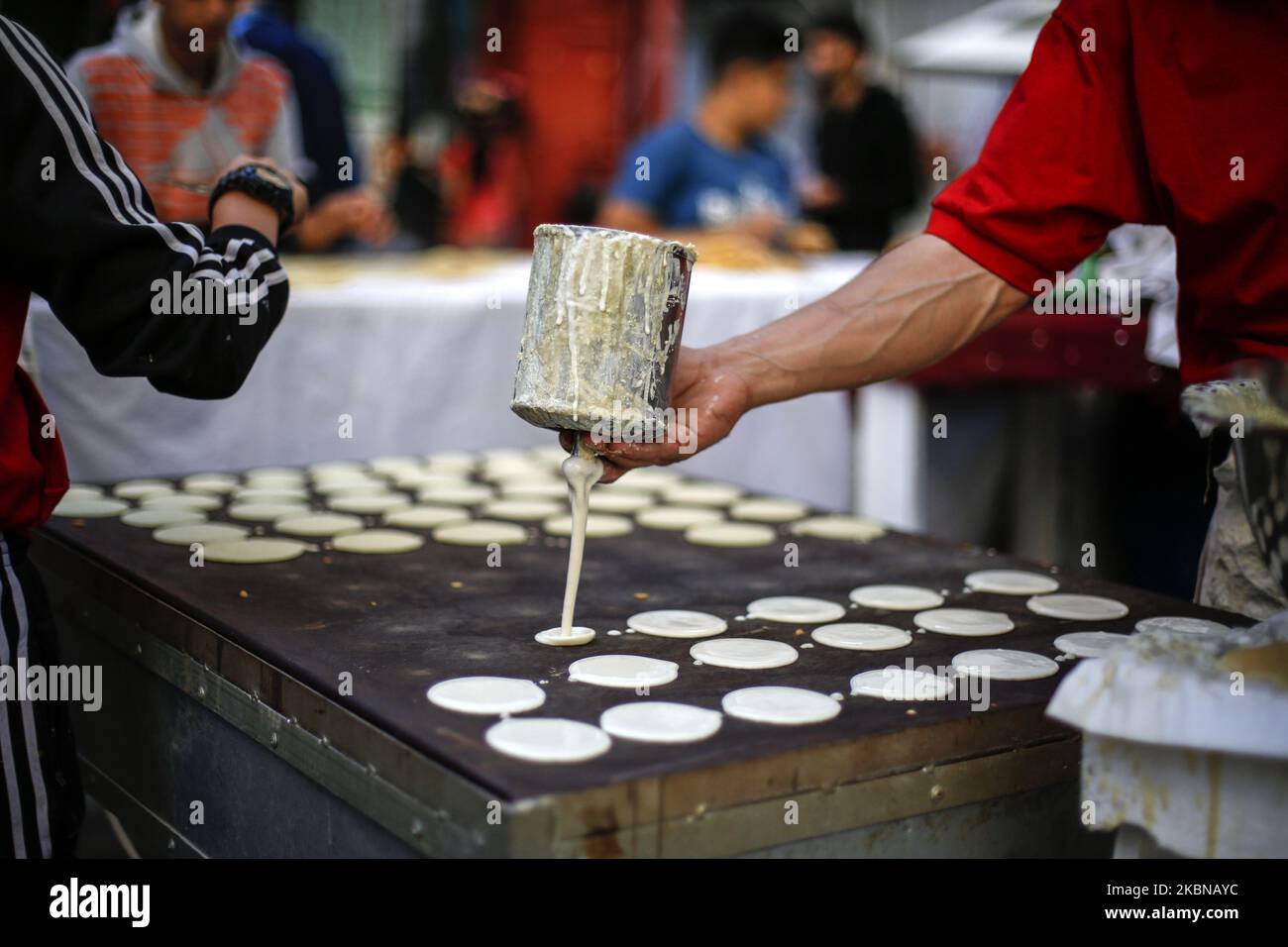 Palestine sweets hi-res stock photography and images - Alamy