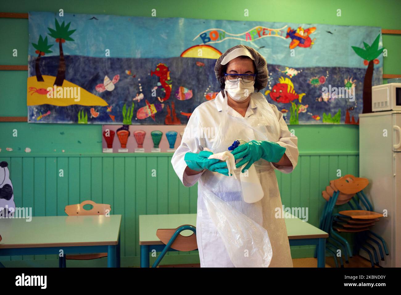 School circulation hi-res stock photography and images - Alamy