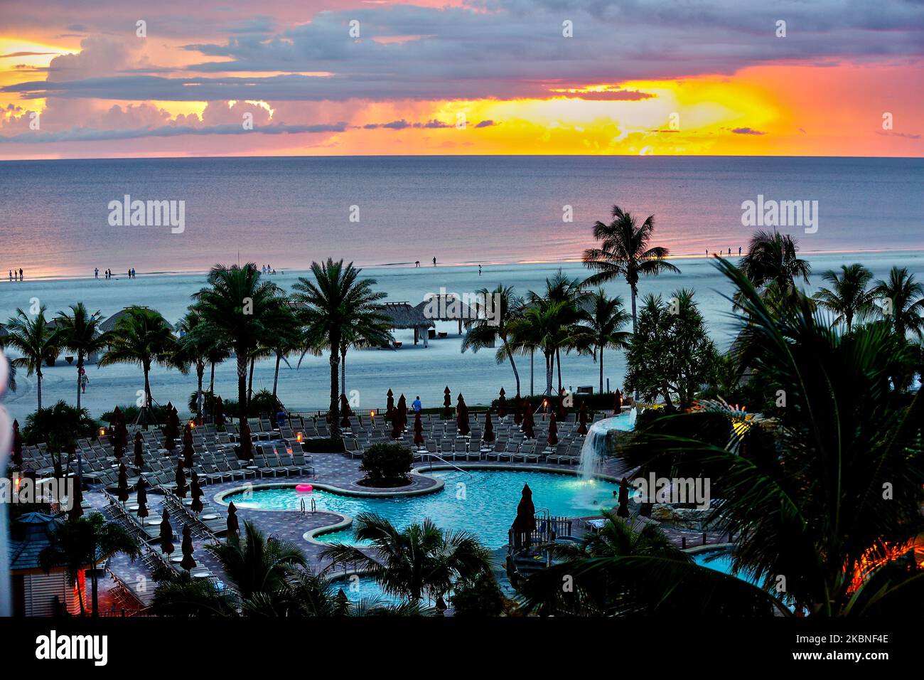 Sunset seen along the Gulf of Mexico over South Marco Beach on Marco ...