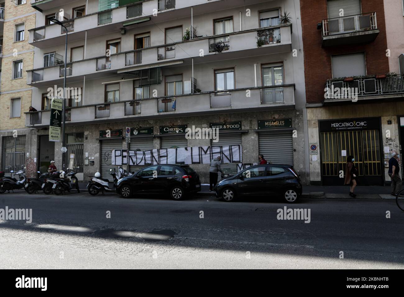 'Perdona l'umano bentornata Silvia Romano' (Forgive the human welcome ...