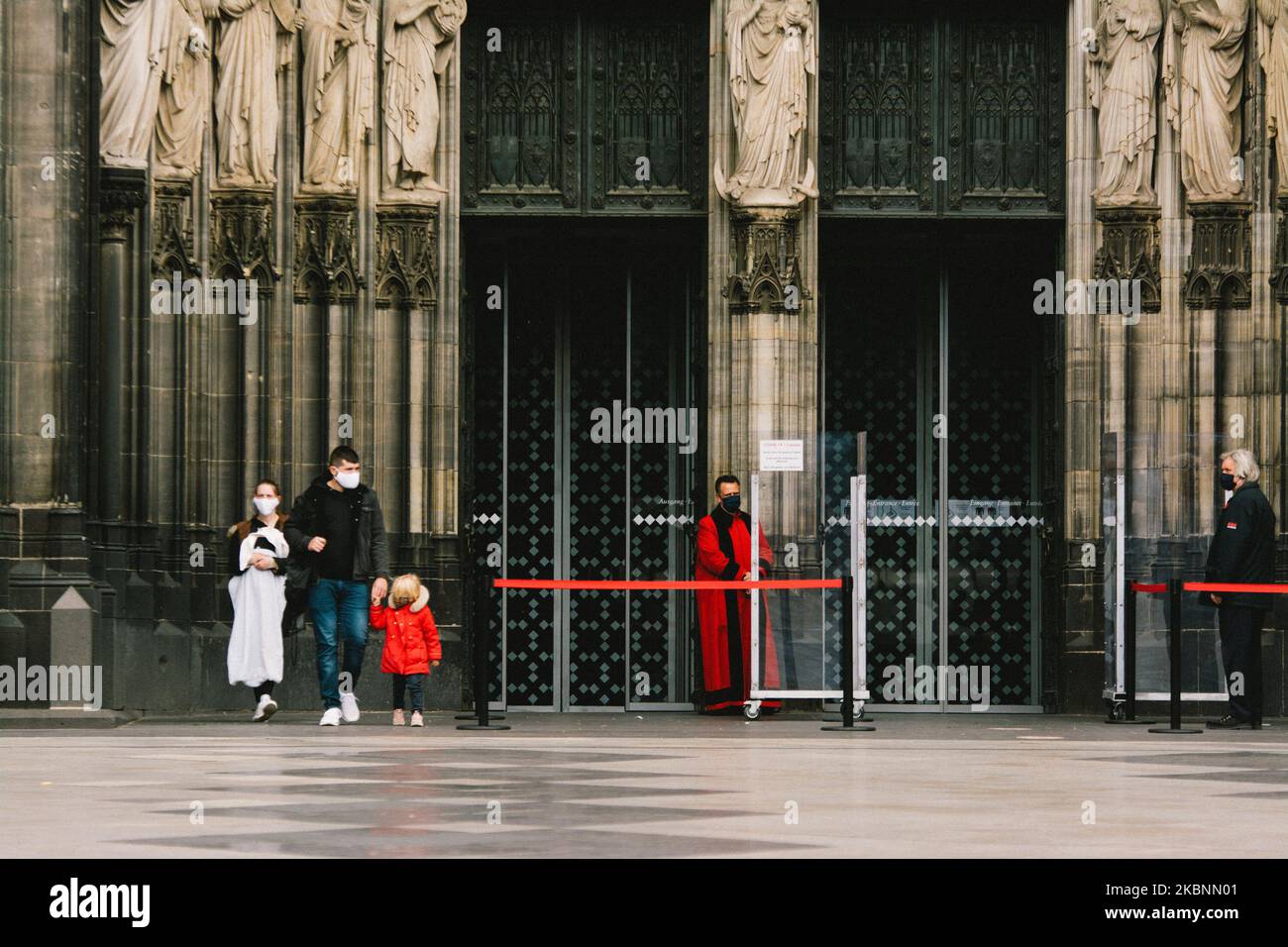 Ease lockdown measure hi-res stock photography and images - Alamy