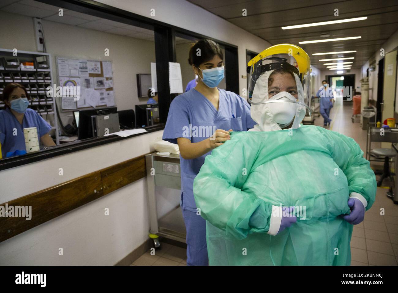 Negative temperature isolation rooms hi-res stock photography and ...