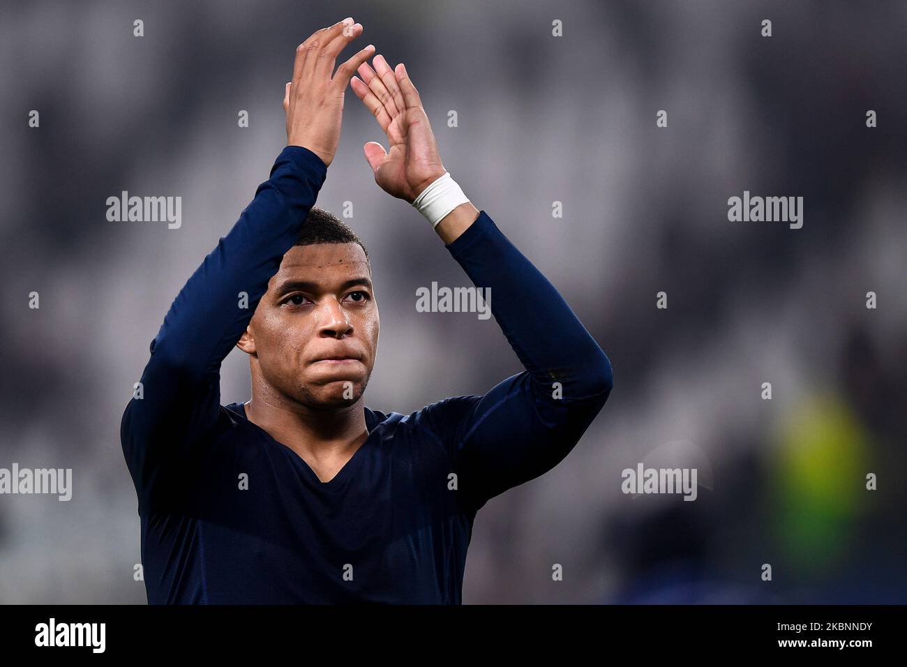 Kylian mbappe psg november 2022 hi-res stock photography and images - Alamy