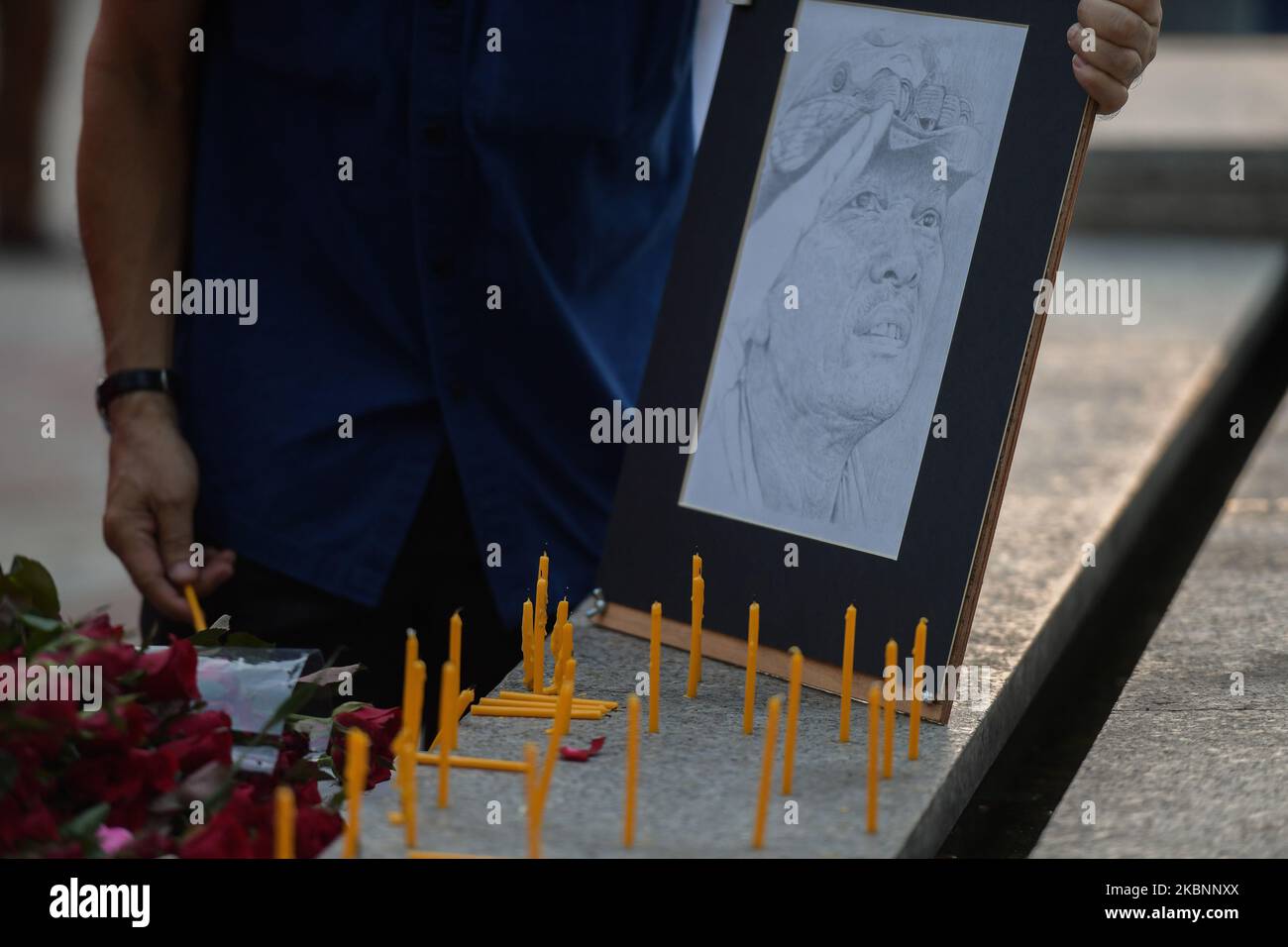Lighting candle of major general khattiya sawasdipol hi-res stock ...