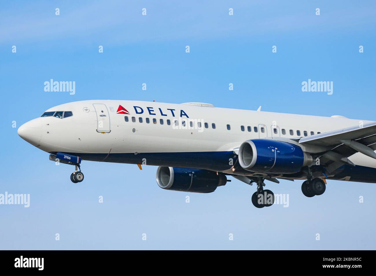 Delta Air Lines Boeing 737-800 commercial aircraft as seen on final ...