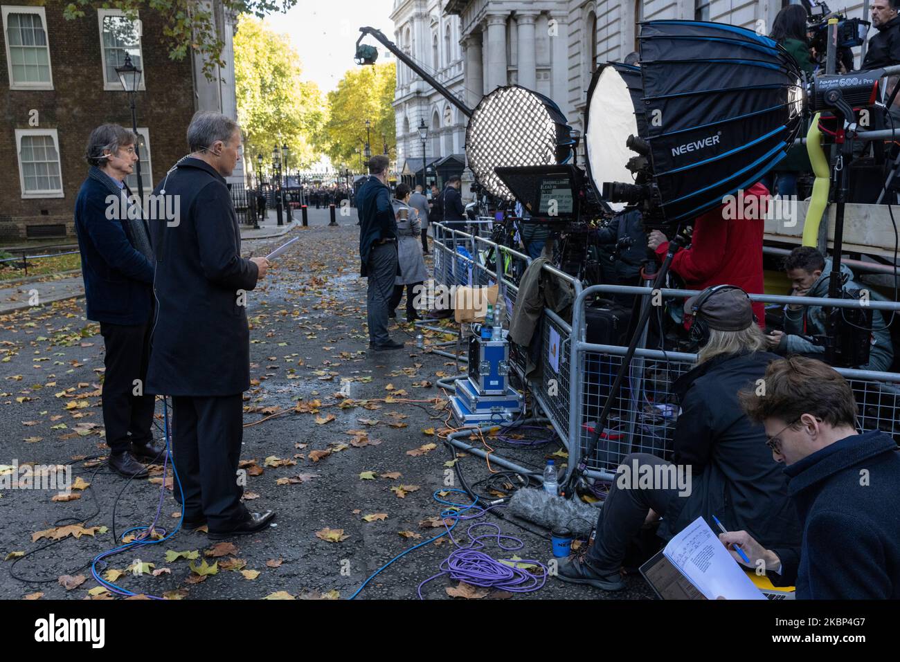 News organisations media gather outside No.10 Downing Street during the ...