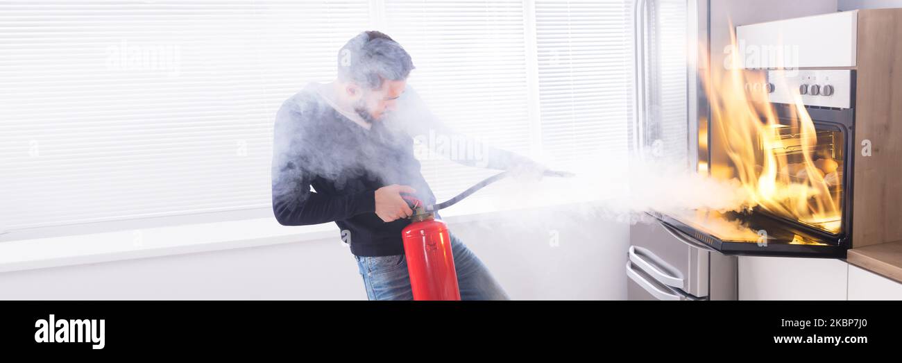 Kitchen fire accident hi-res stock photography and images - Alamy