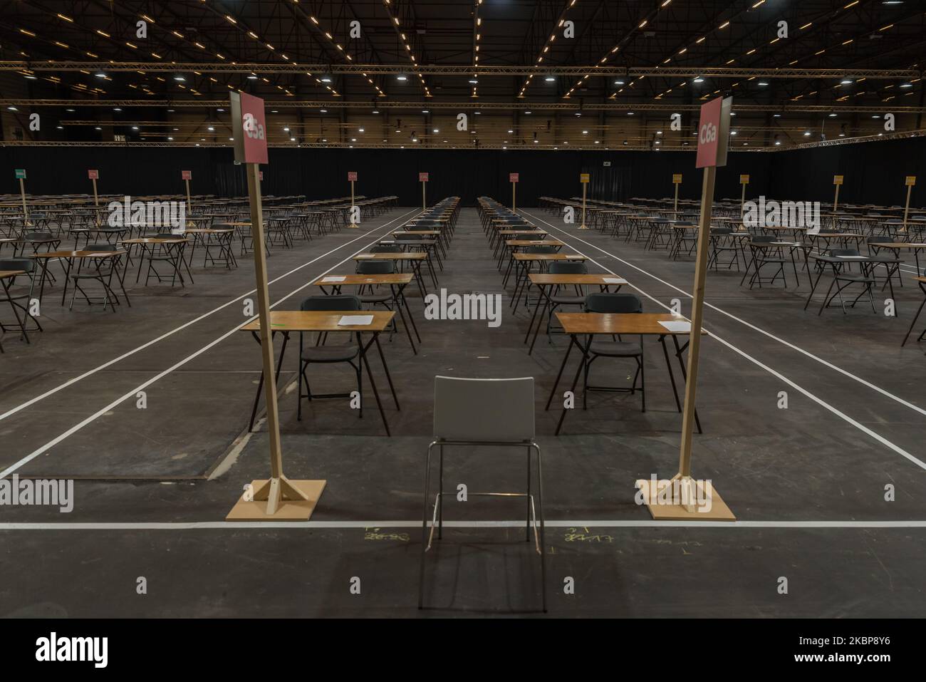 Examseason hi-res stock photography and images - Alamy