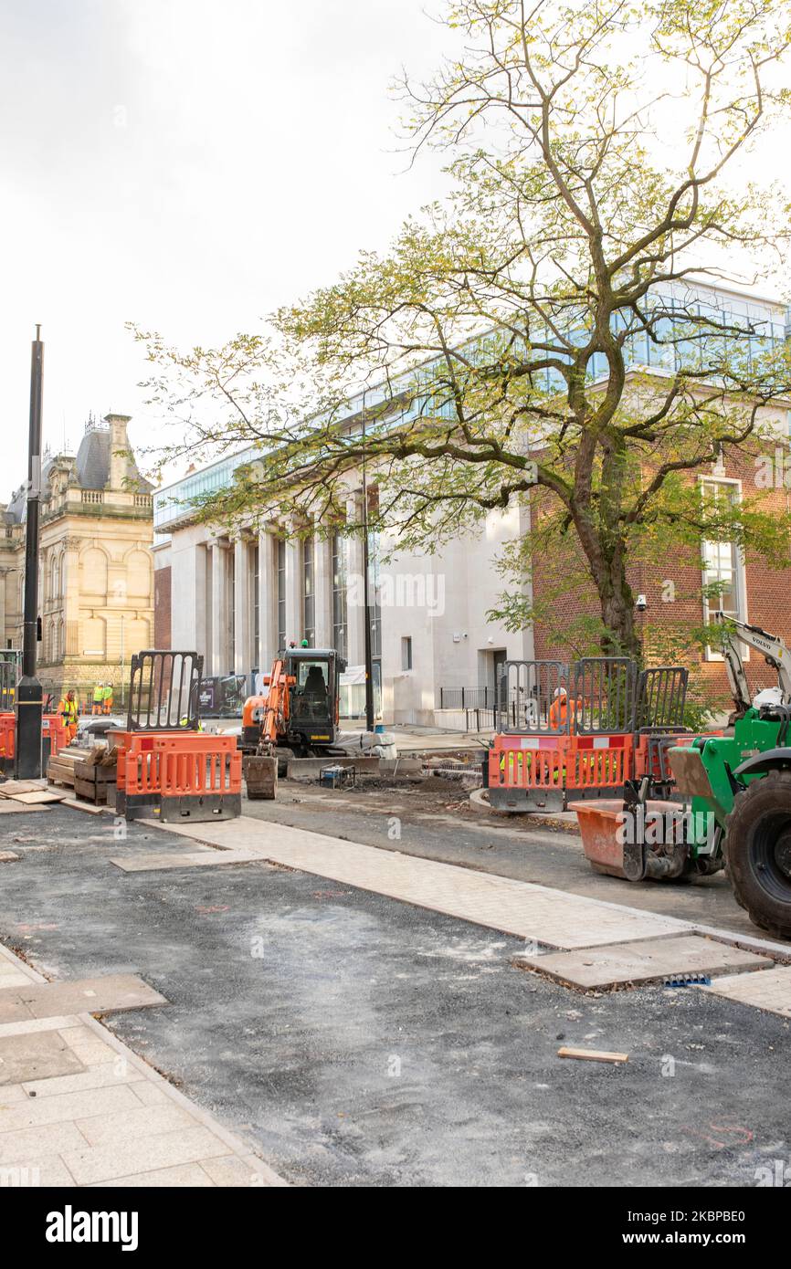 Civic halls hi-res stock photography and images - Alamy