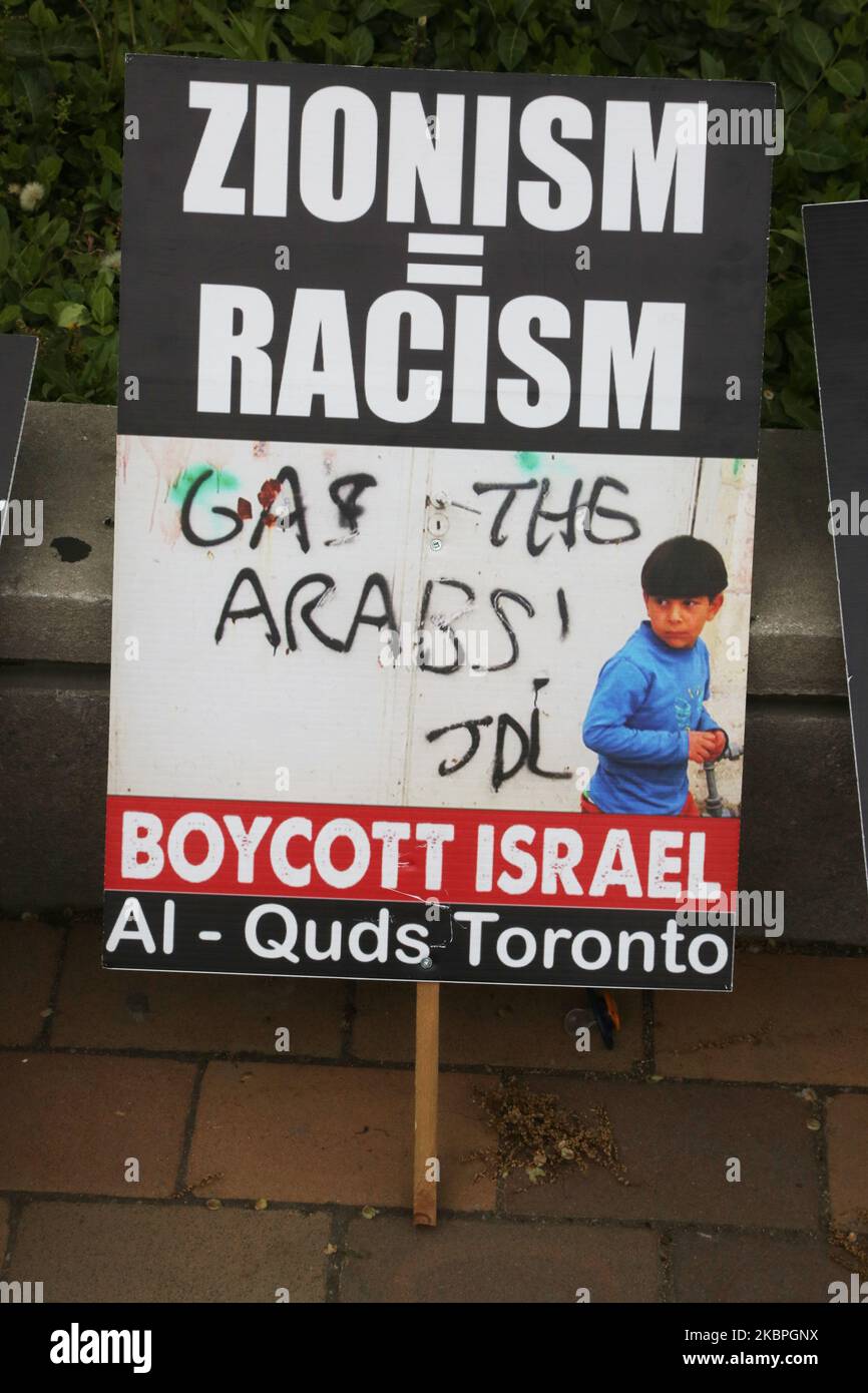 Anti oppression protest sign hi-res stock photography and images - Alamy