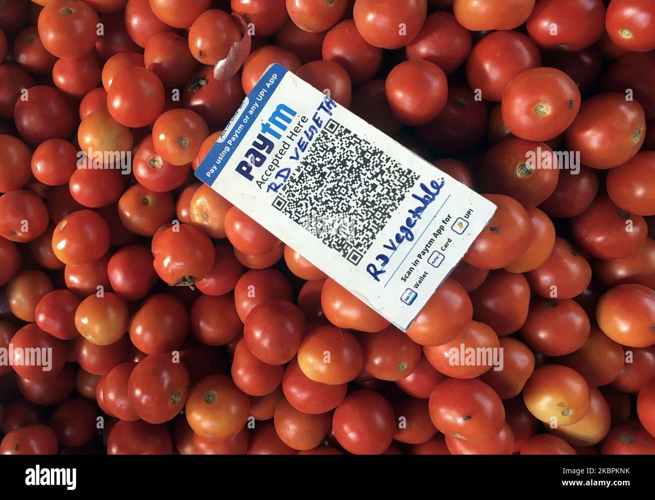 Paytm payment scan code hi-res stock photography and images - Alamy