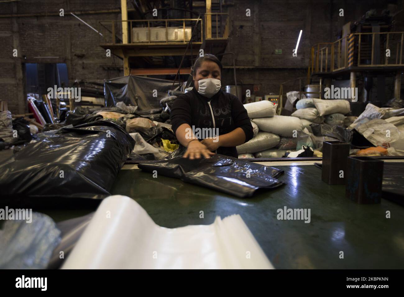 Mortuary bags hi-res stock photography and images - Alamy