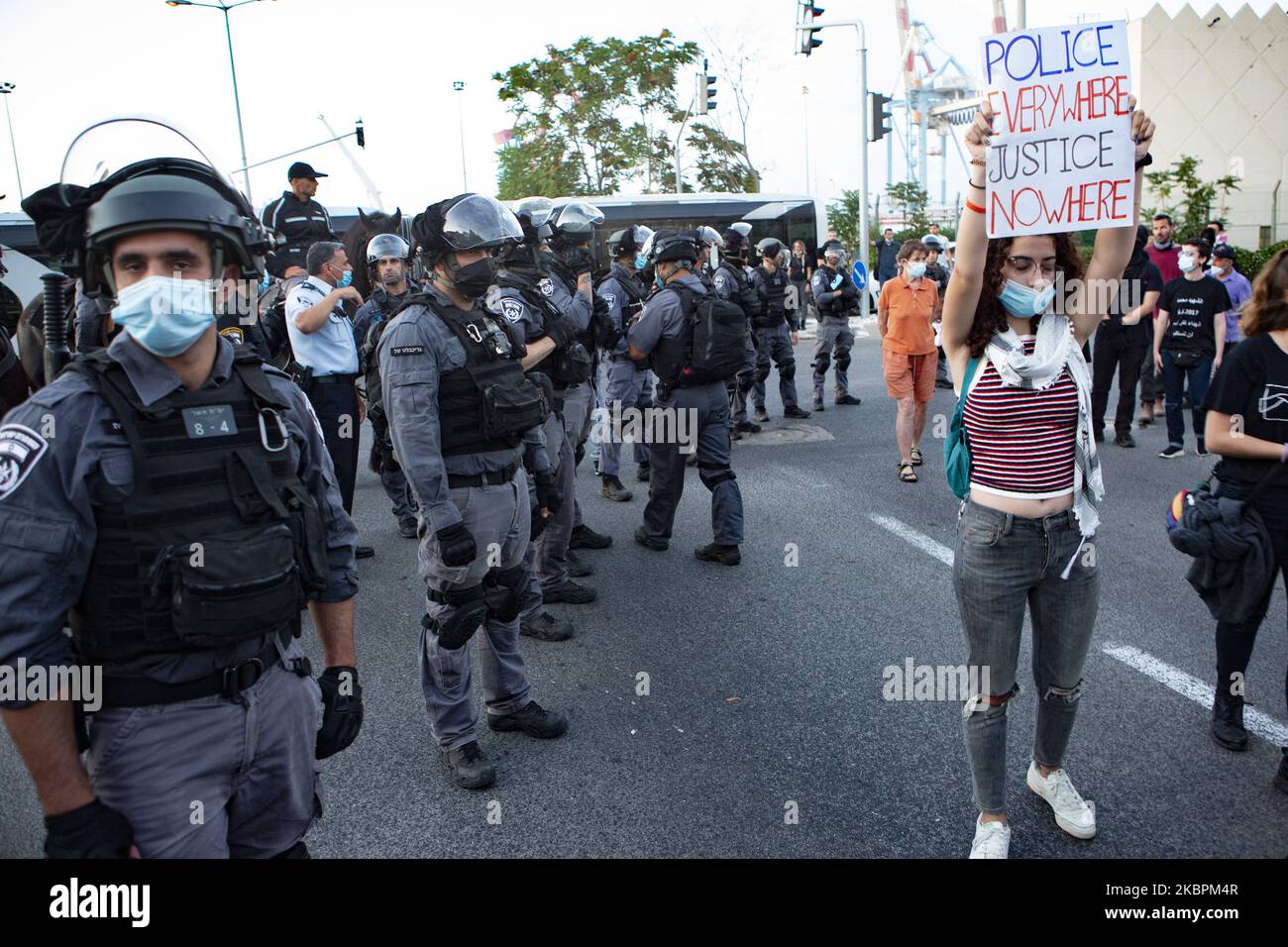 Hundreds of Palestinian citizens of Israel protested in the city of ...