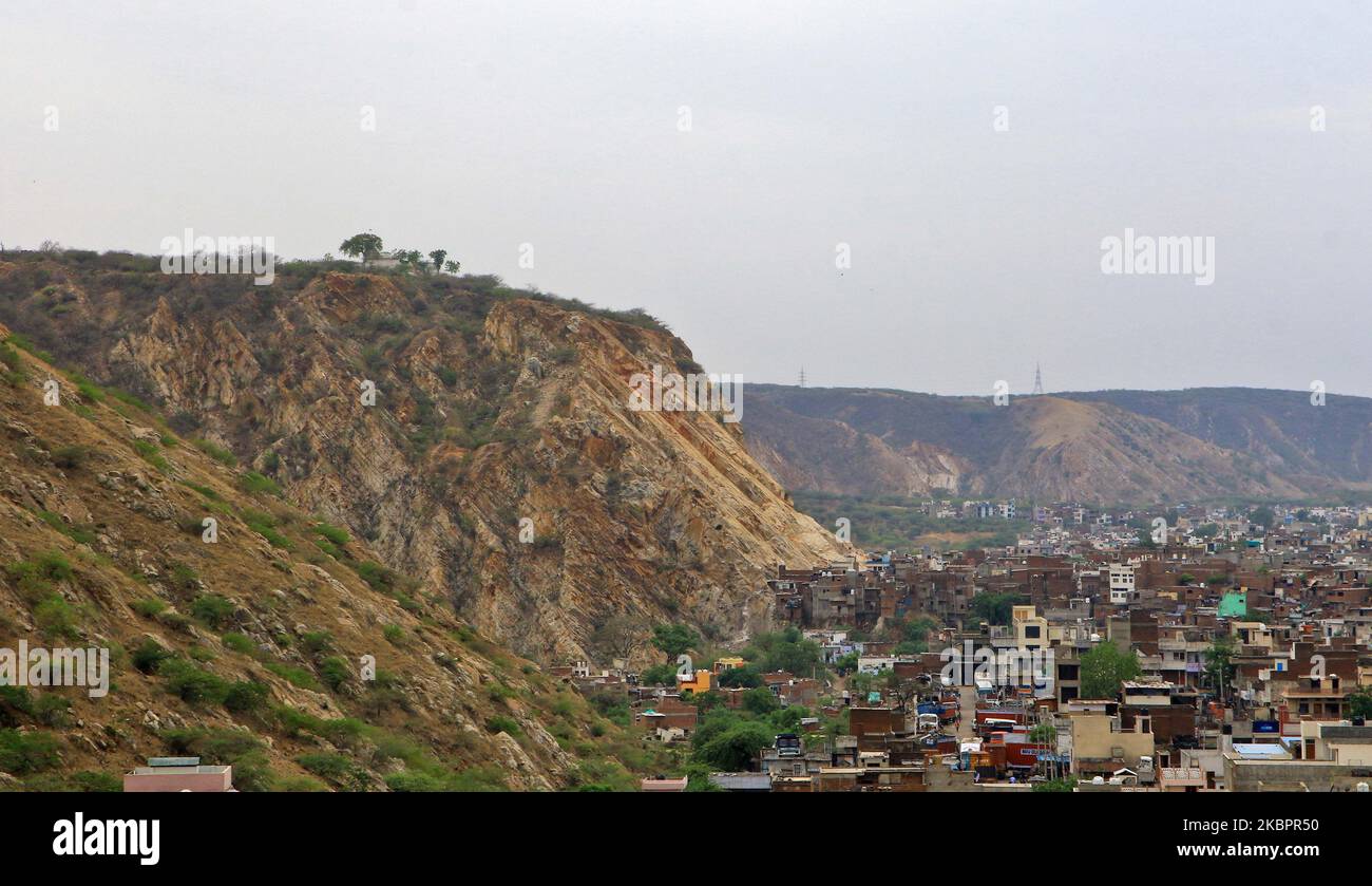 City deforestation hi-res stock photography and images - Alamy