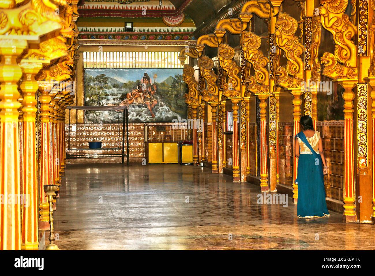 Interior of the Arul Eswari Muthumariamman Hindu temple in Jaffna, Sri ...
