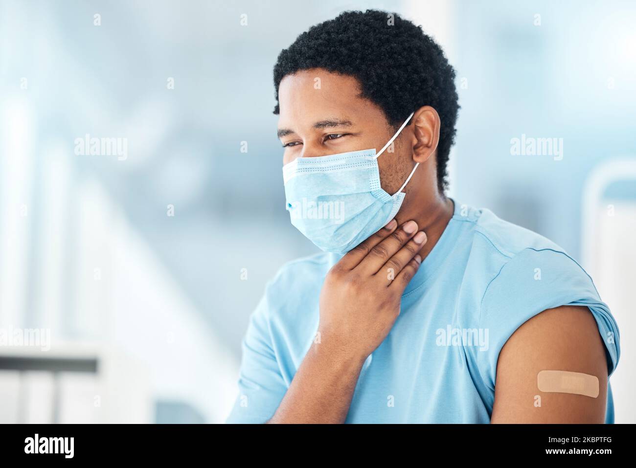 Person in plaster hospital hi-res stock photography and images - Alamy
