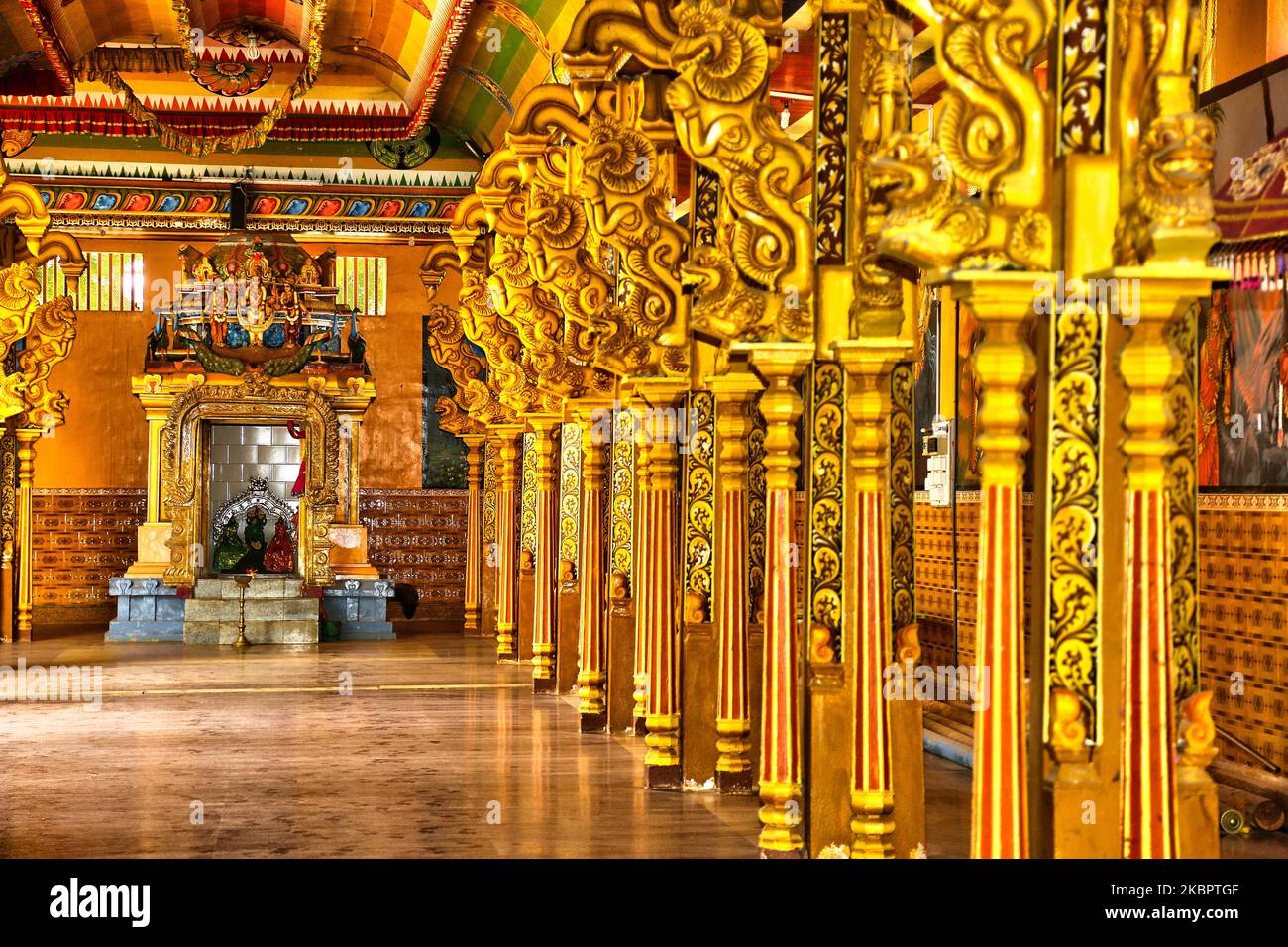 Interior of the Arul Eswari Muthumariamman Hindu temple in Jaffna, Sri ...