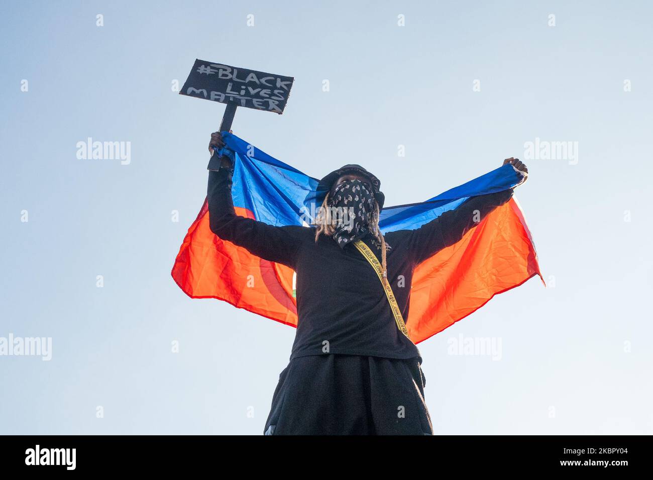 Hatian flag hi-res stock photography and images - Alamy