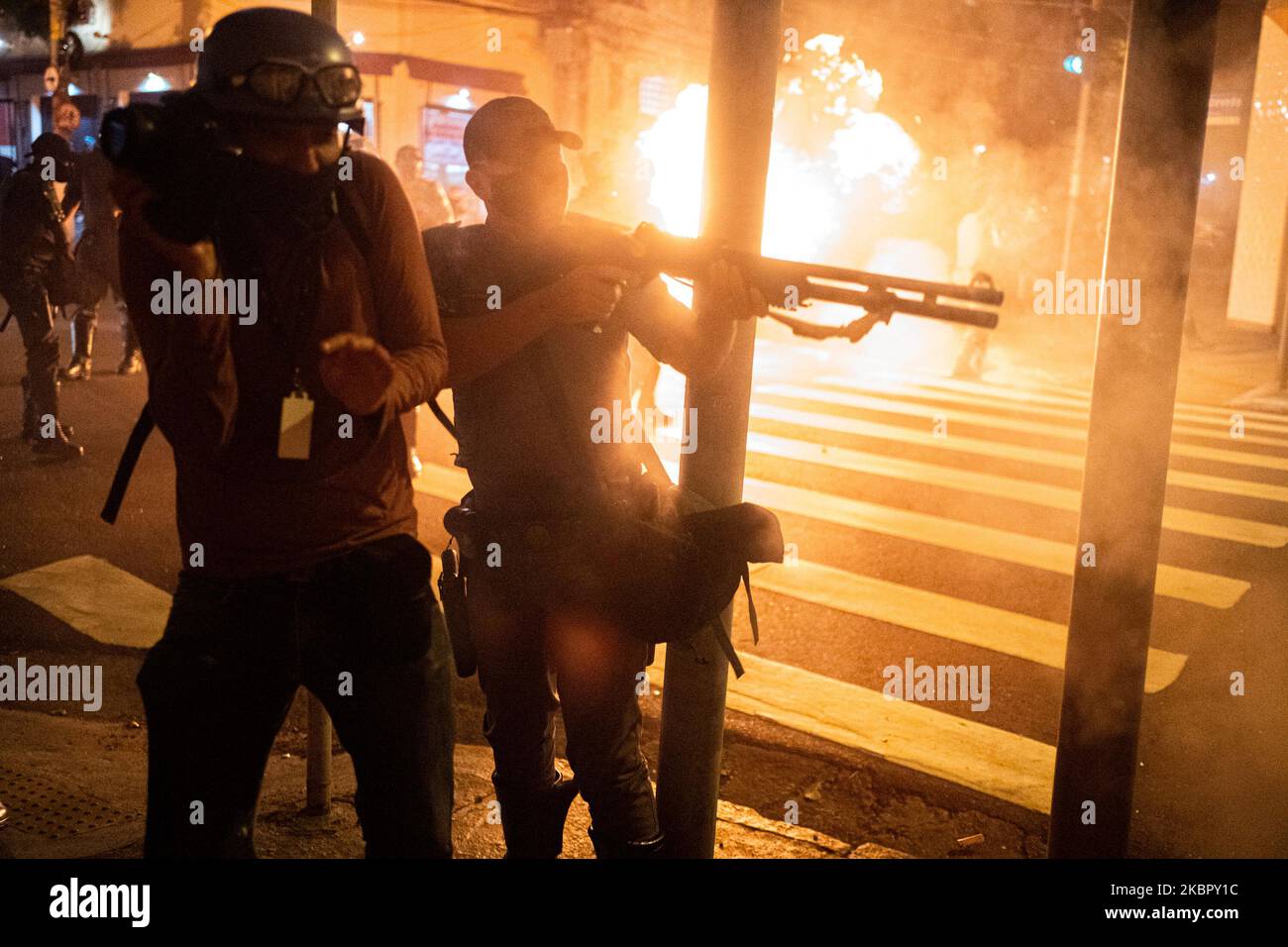 Racismo coronavirus hi-res stock photography and images - Alamy