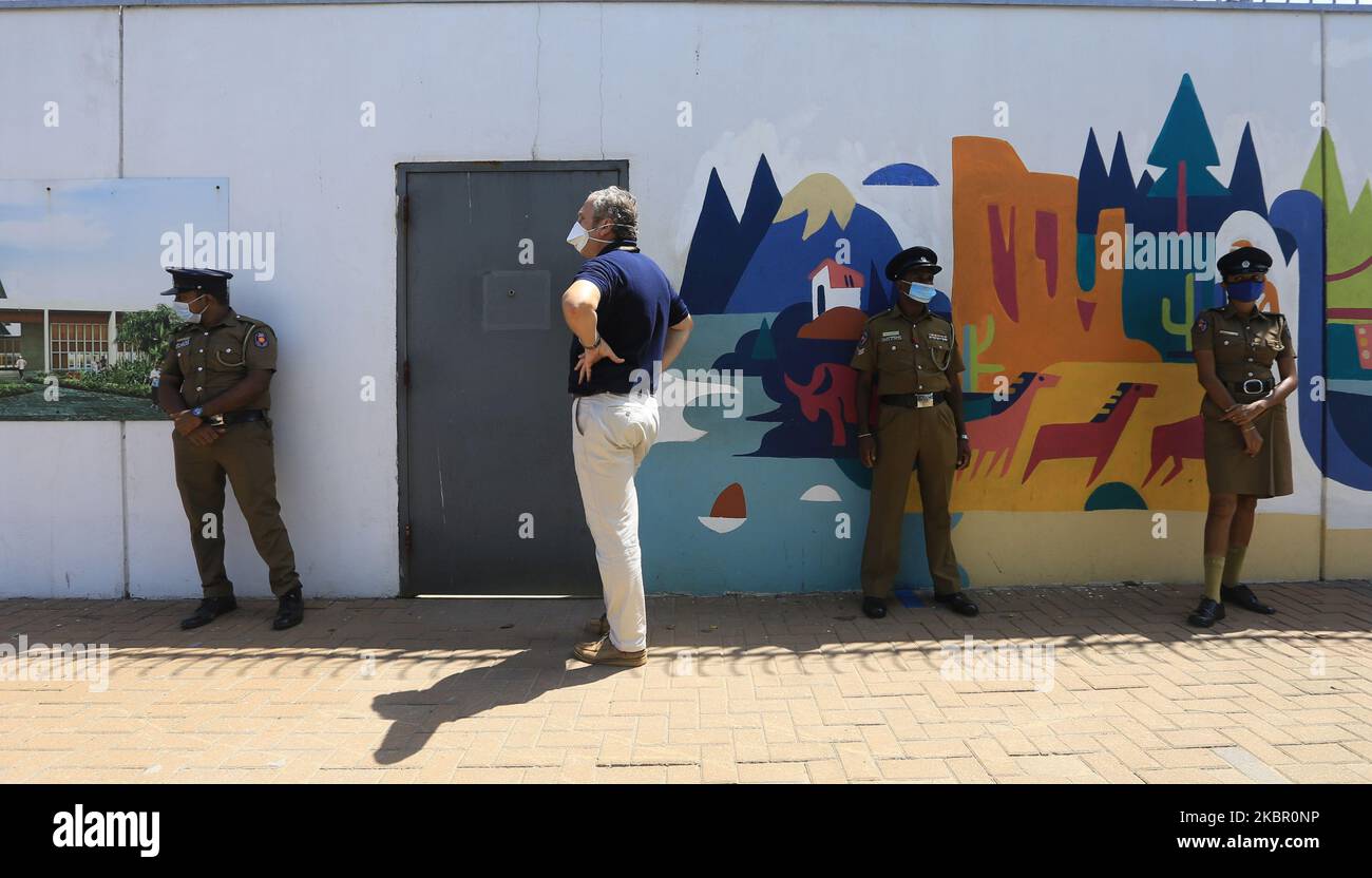 Sri lanka colombo fort magistrates court hi-res stock photography and ...