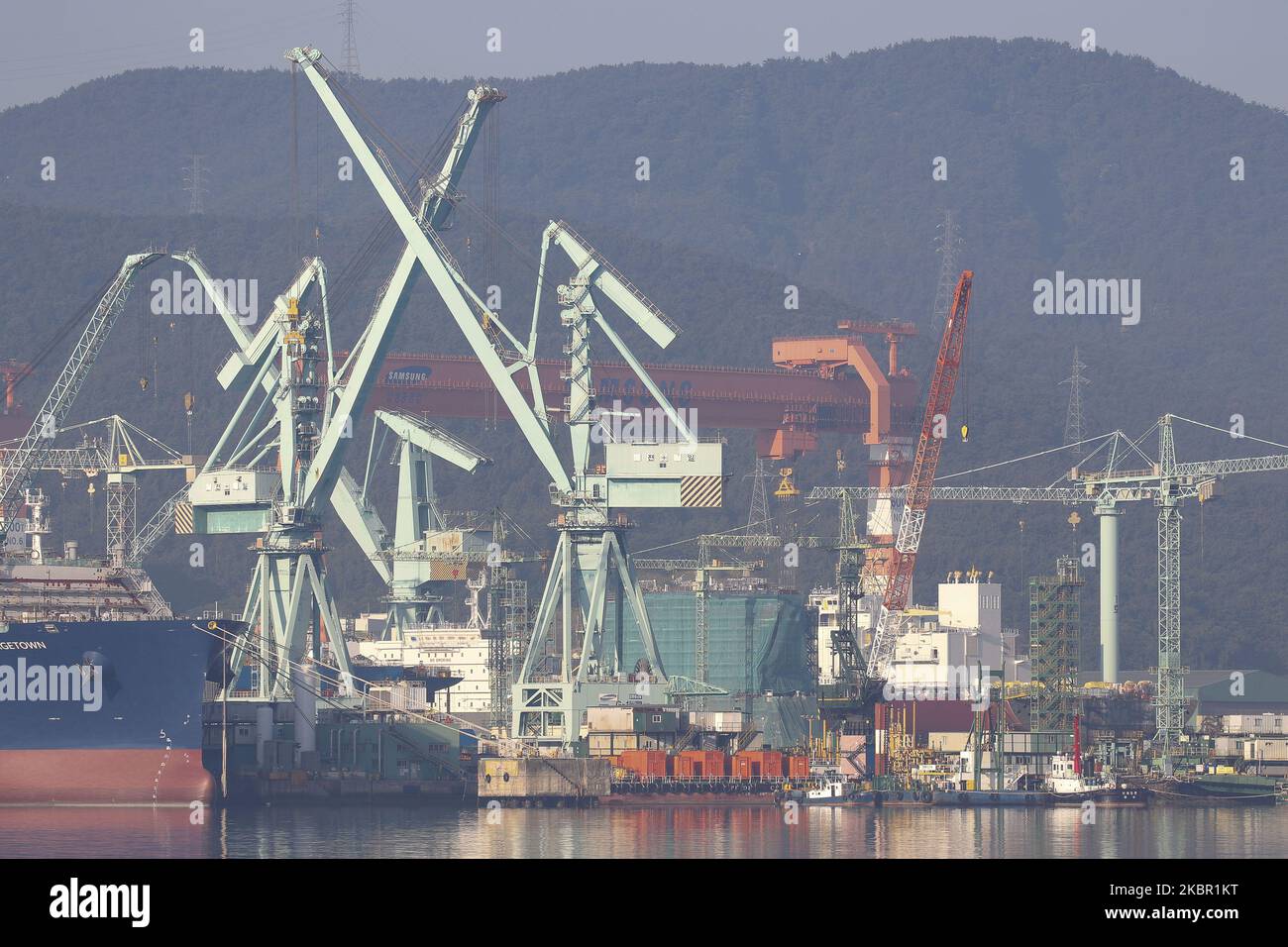 A View scene of Samsung Heavy Industry Company Shipbuilding yard in ...