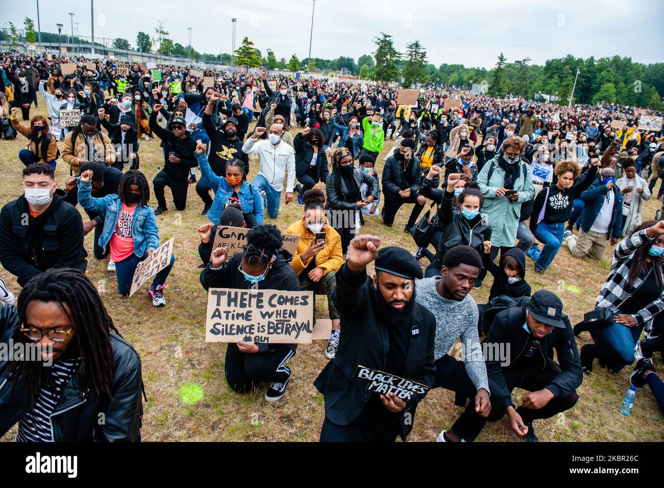 People are taking a knee, during the second massive Black Lives Matter ...