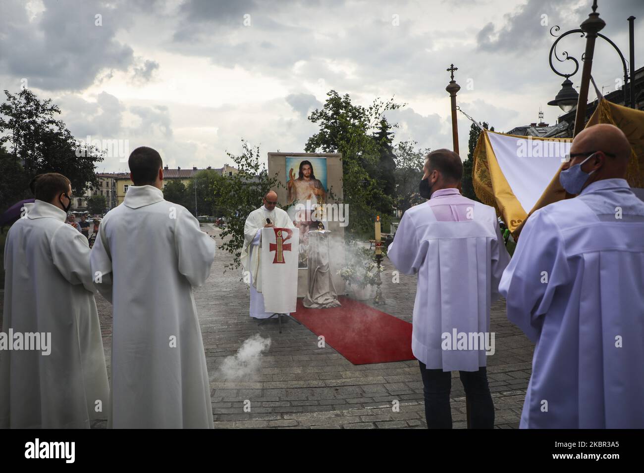 Catholics celebrate Corpus Christi by taking part in the procession ...