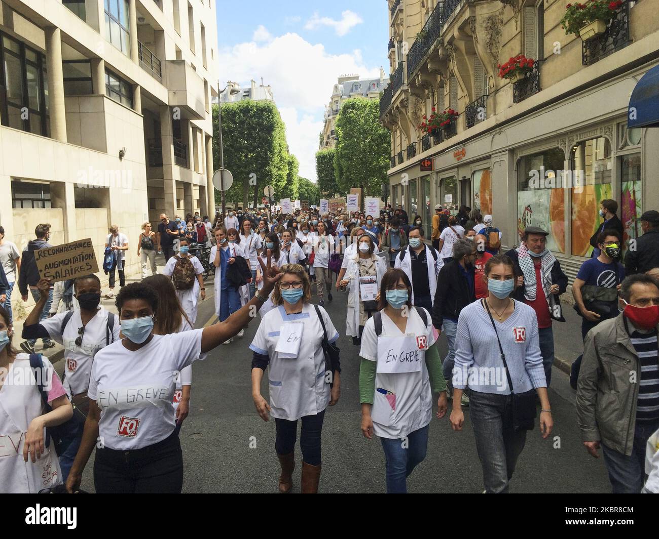 Healthcare workers take part in a demonstration at the call of the CGT ...