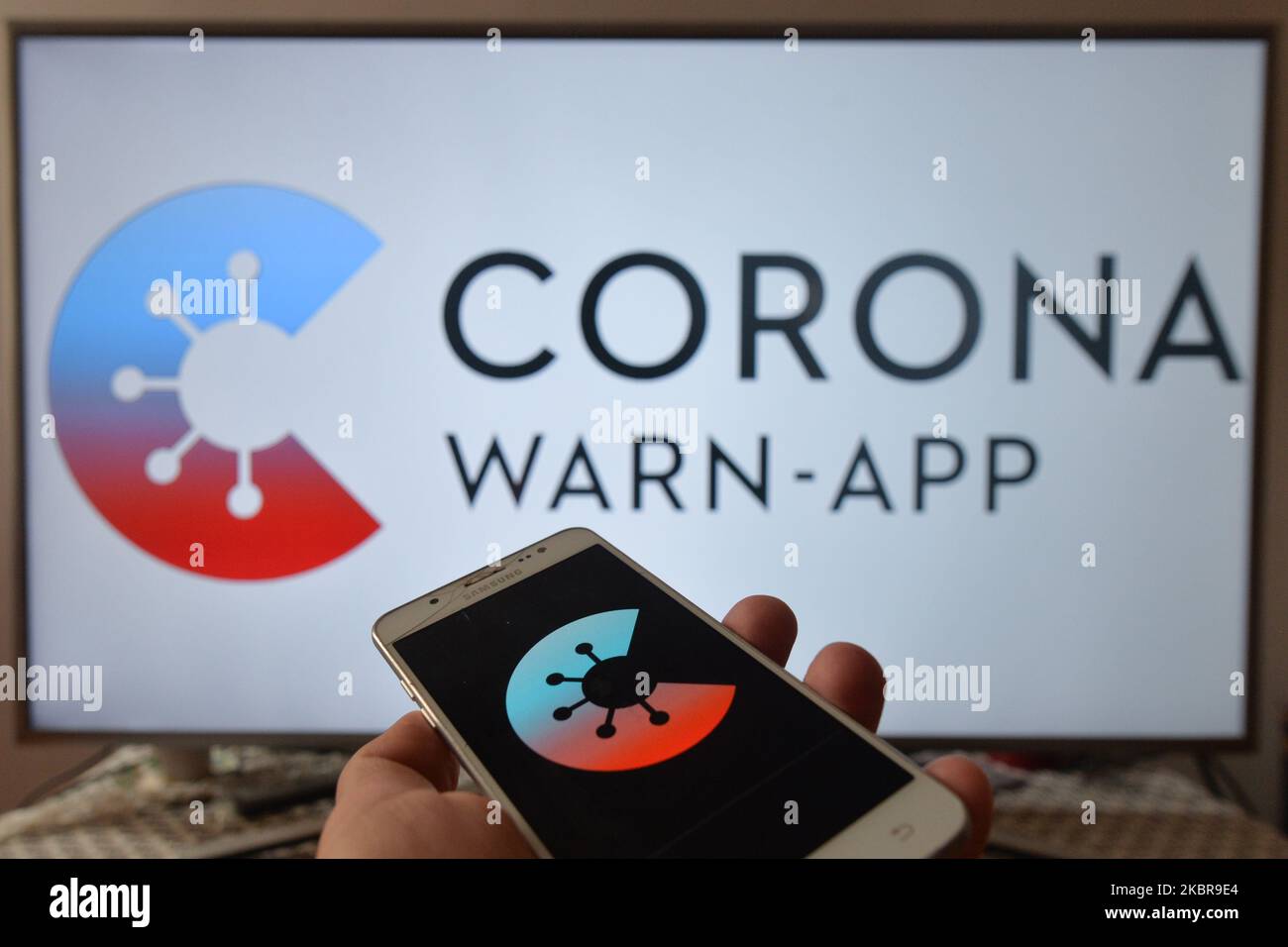 Corona-Warn-App photo illustration. Germany launched a new coronavirus ...
