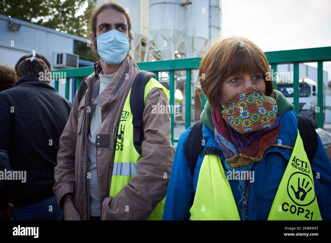 Members and activists from the NGO ANV-COP21 (ie Non Violent Action ...