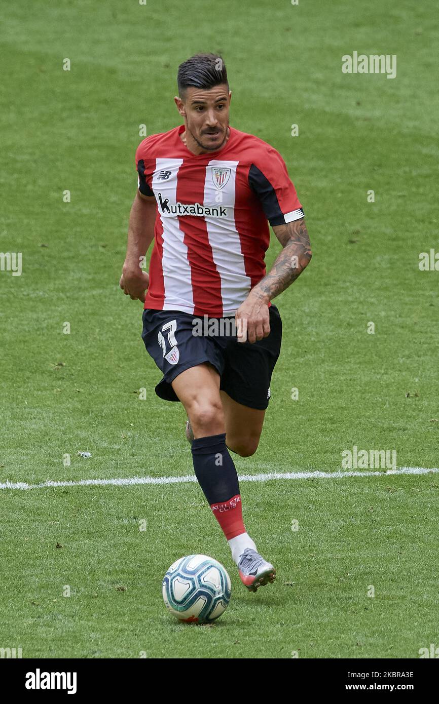 Yuri Berchiche of Athletic in action during the Liga match between ...