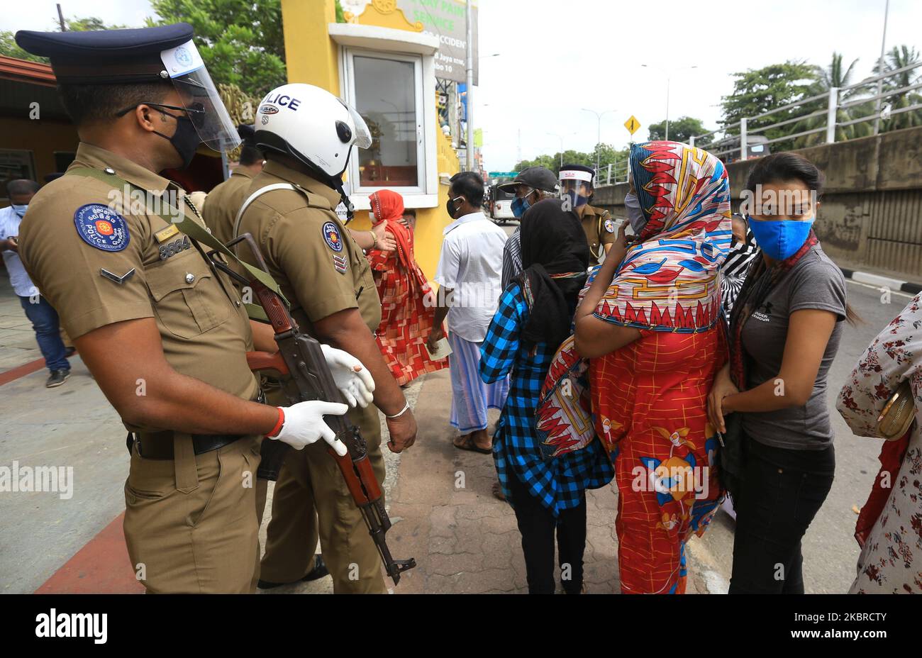 Sri lankan election officer hi-res stock photography and images - Alamy